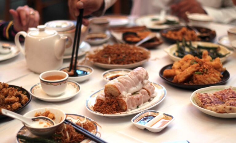 A general guide for Chinese table manners！ ~ Academie de Bernadac ...